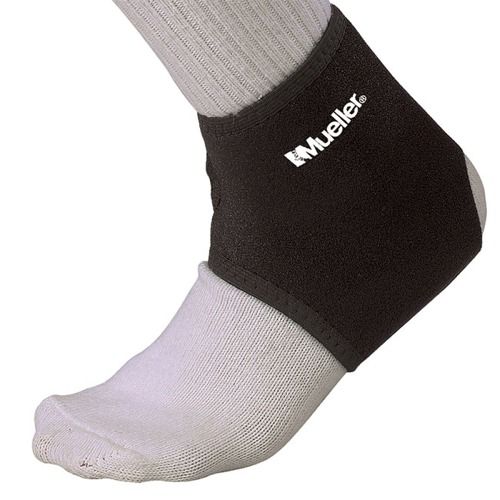 Mueller Neoprene Ankle Support – Niky's Sports