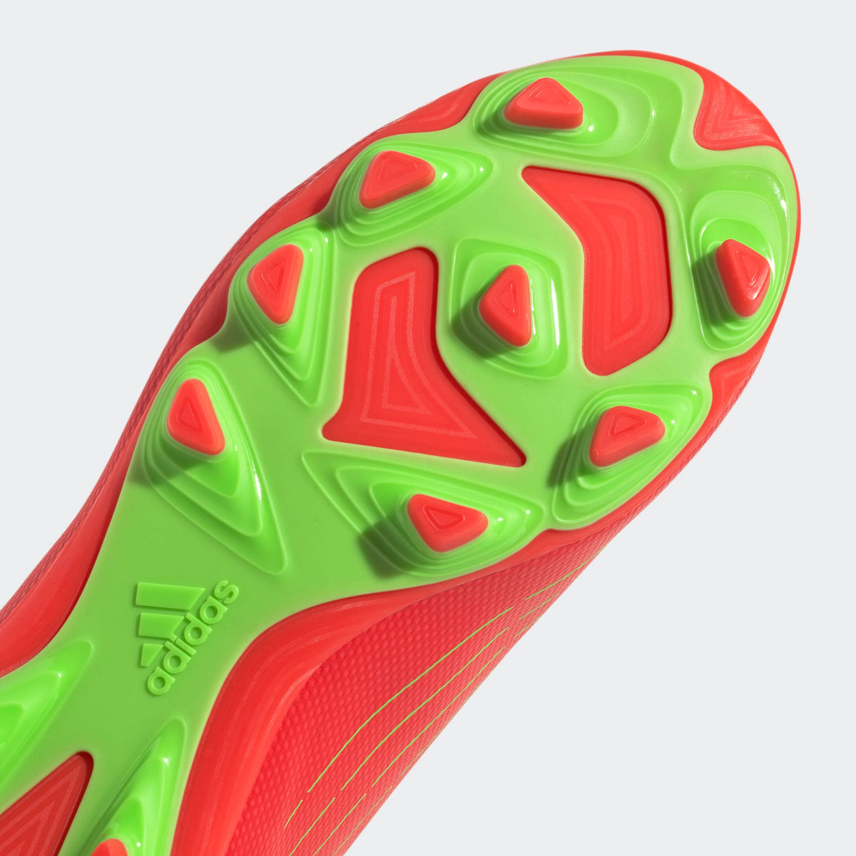 PREDATOR EDGE.4 FLEXIBLE YOUTH FIRMGROUND SOCCER CLEATS - Niky's Sports